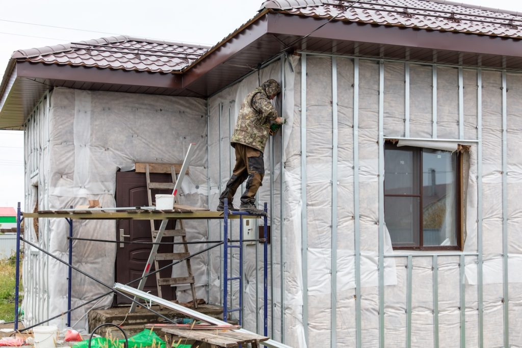 Siding Insulation: 6 Benefits, Costs & Installation Guide